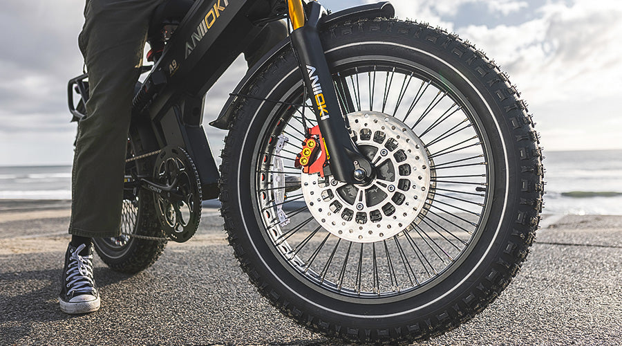 Front Wheel Wobble Diagnosis and Adjustment - aniiokiebike